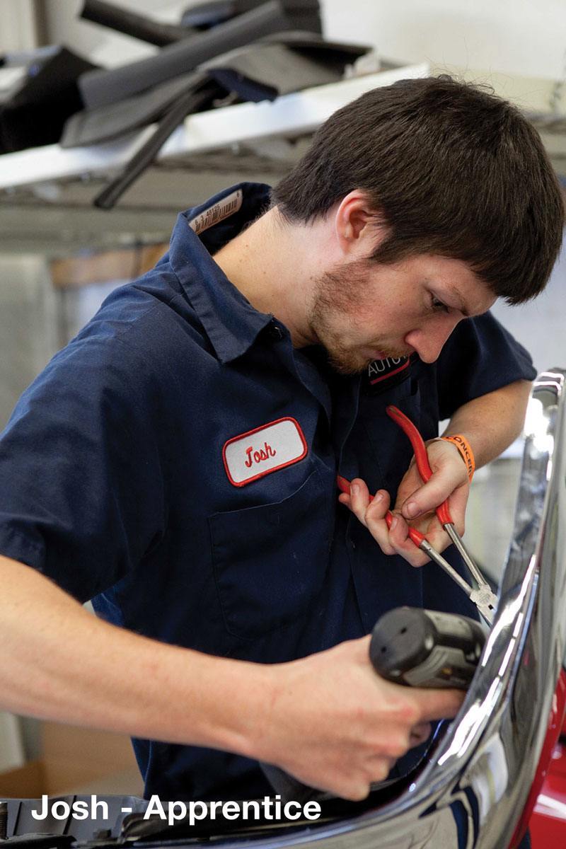 Shop Photo Gallery - Evergreen AutoWorks